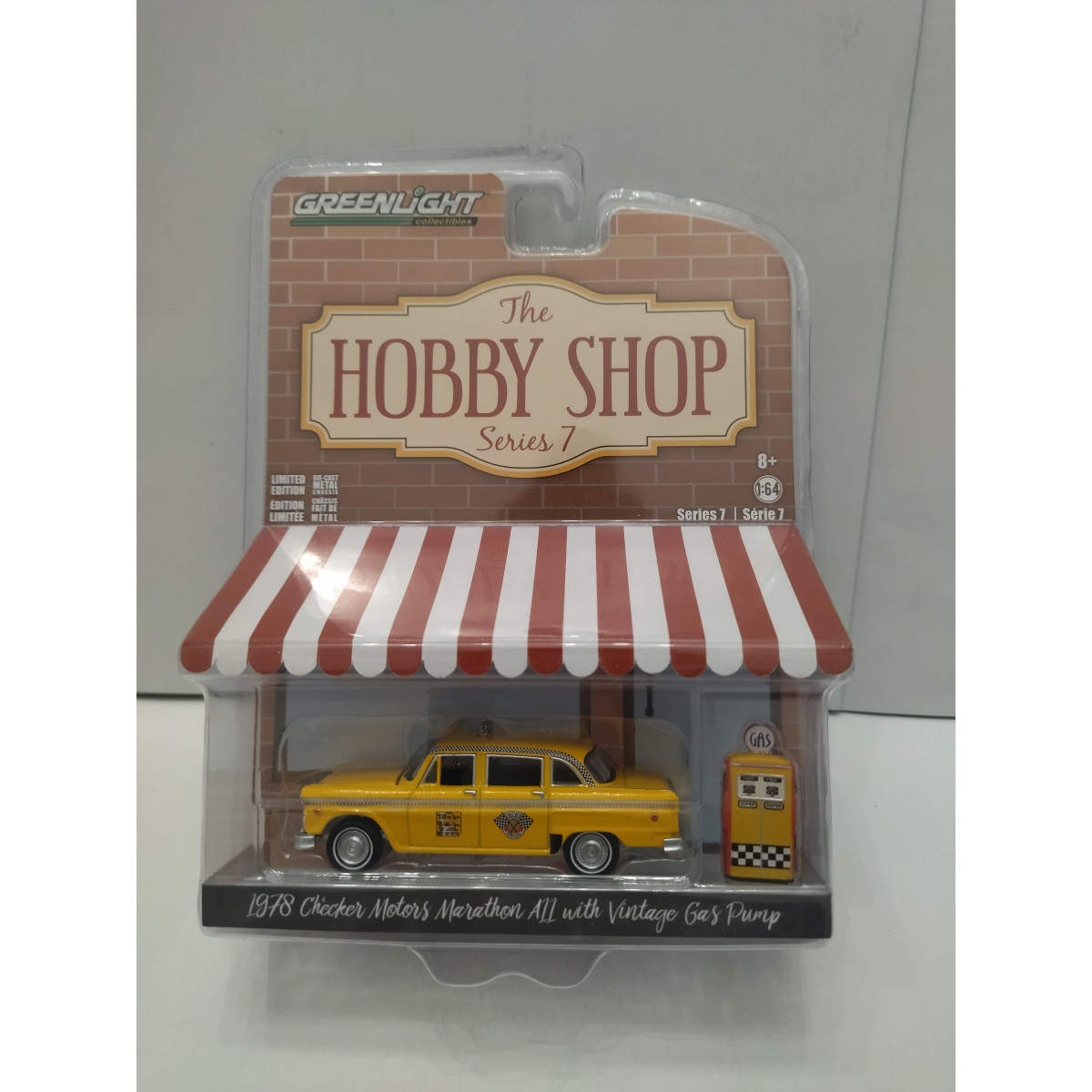 CHECKER A11 MARATHON TAXI NY W/GAS PUMP HOBBY SHOP 1:64 GREENLIGHT ...