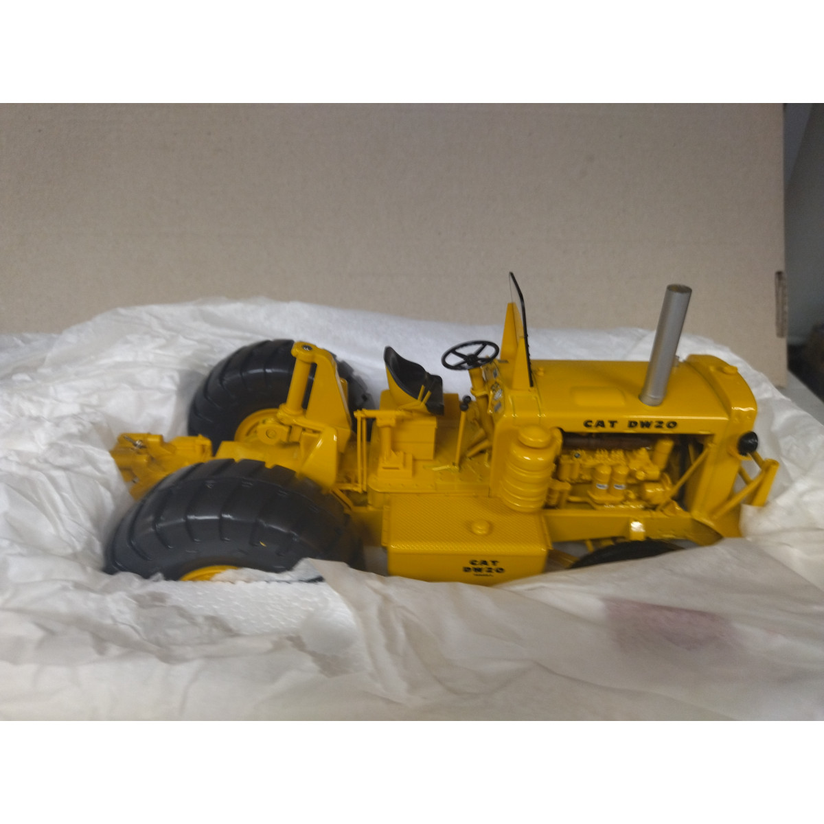 CATERPILLAR CAT DW20 SERIES E TRACTOR 1:25 ACMOC - BCN STOCK CARS