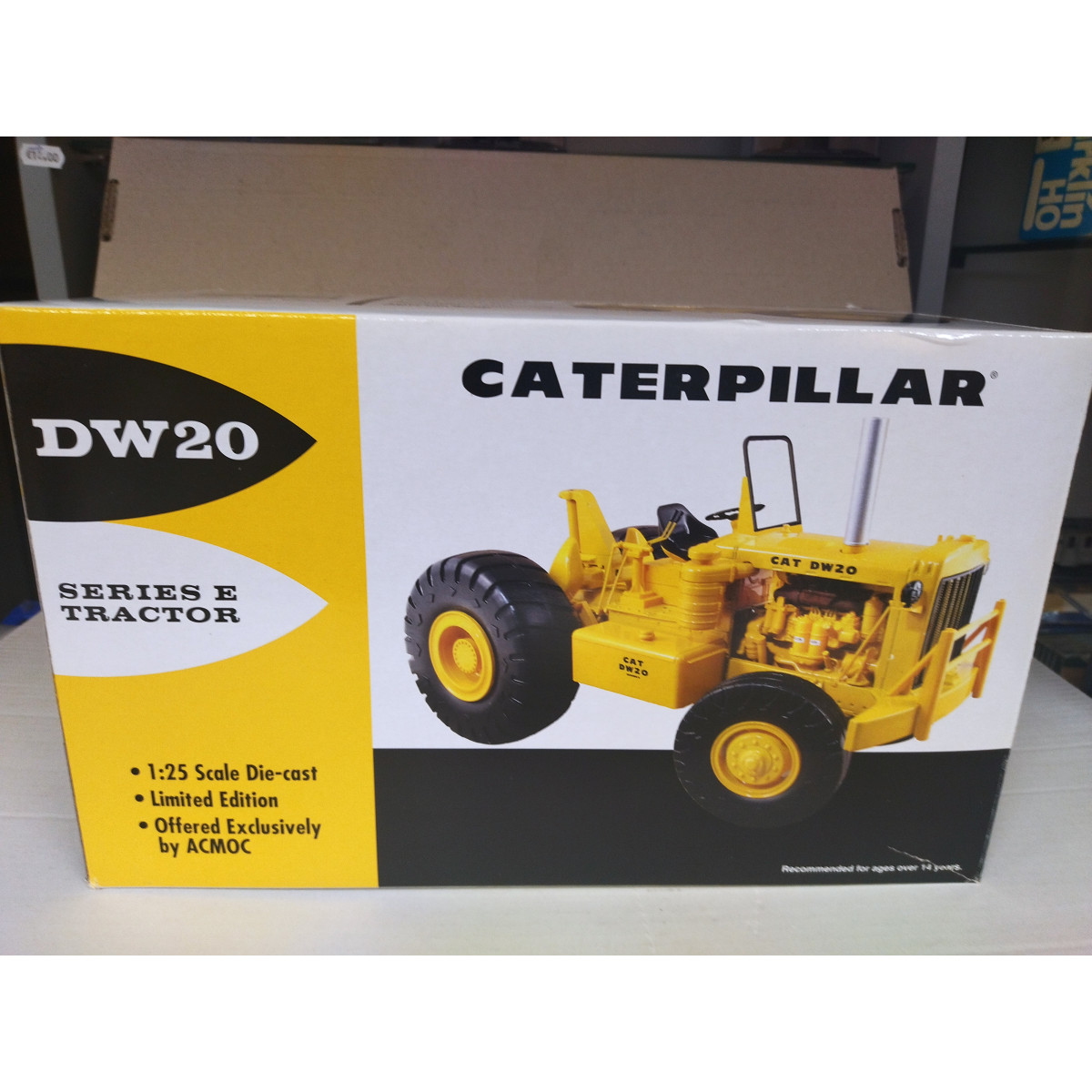 CATERPILLAR CAT DW20 SERIES E TRACTOR 1:25 ACMOC - BCN STOCK CARS