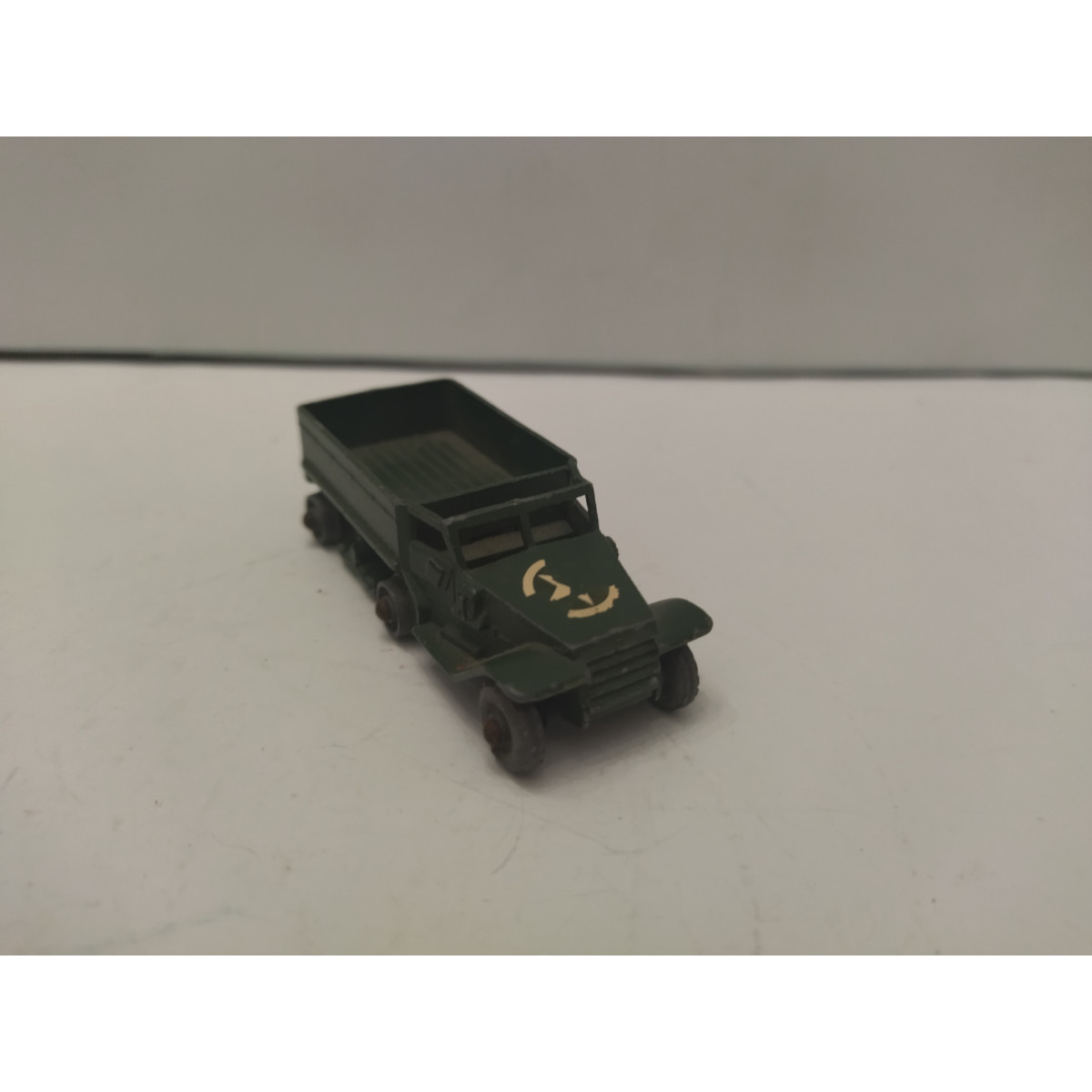 M3 HALF-TRACK LESNEY n49 apx 1:64 MATCHBOX NO BOX - BCN STOCK CARS