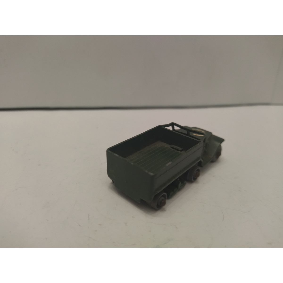 M3 HALF-TRACK LESNEY n49 apx 1:64 MATCHBOX NO BOX - BCN STOCK CARS