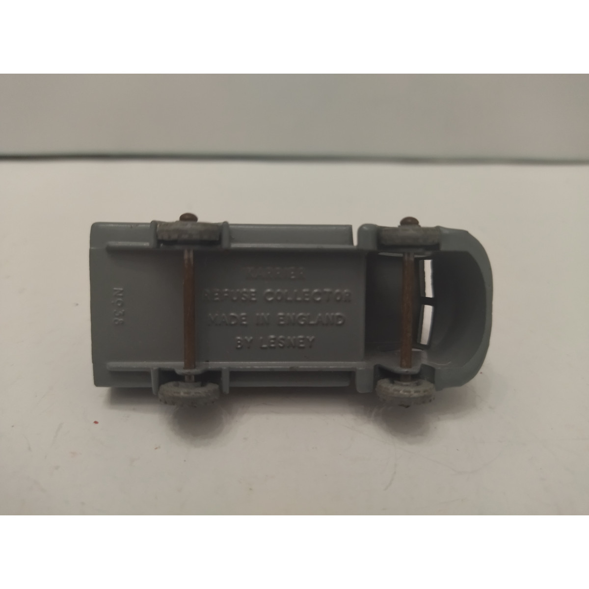 KARRIER REFUSE COLLECTOR n38 apx 1:64 MATCHBOX NO BOX - BCN STOCK CARS