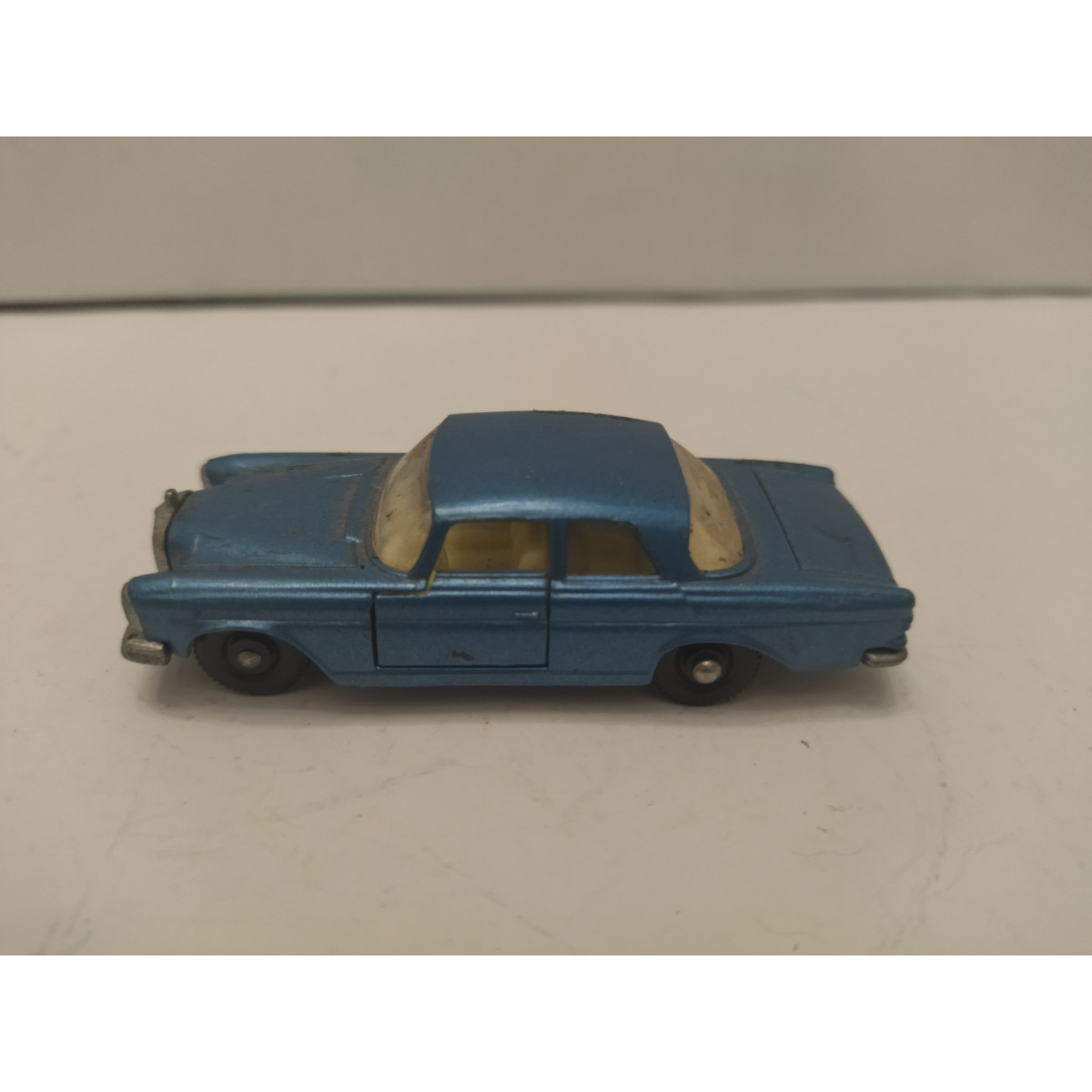 MERCEDES 300 SE COUPE BLUE LESNEY 46 apx 1:64 MATCHBOX NO BOX - BCN ...