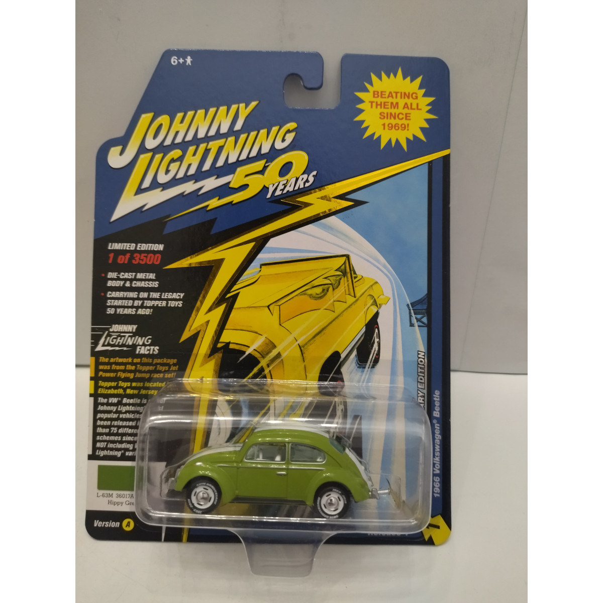 VOLKSWAGEN BEETLE/KAFER/COX 1964 GREEN 50 YEARS 1:64 JOHNNY LIGHTNING ...