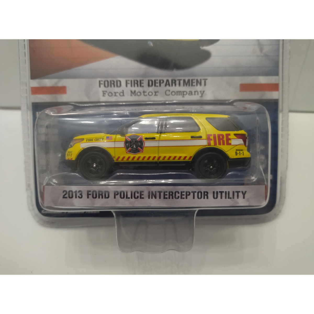 FORD INTERCEPTOR UTILITY 2013 FORD FIRE DEPARTAMENT 1:64 GREENLIGHT ...