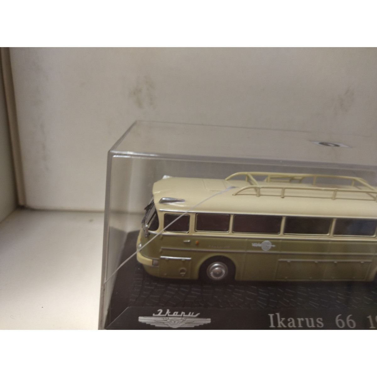 IKARUS 66 1955 AUTOBUS 1:72 ATLAS IXO URNA RAJADA/ V FOTO - BCN STOCK CARS