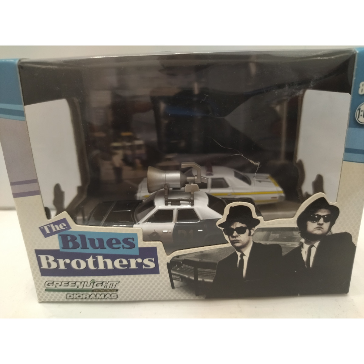 DODGE MONACO 1974 BLUESMOBILE & POLICE BLUES BROTHERS DIORAMA 1:64 ...