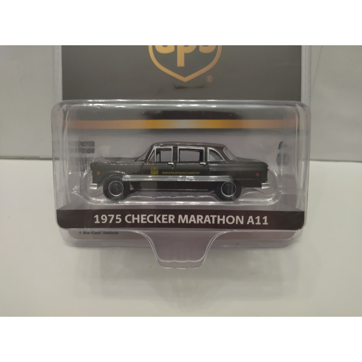 CHECKER MARATHON 1975 A11 UPS 1:64 GREENLIGHT - BCN STOCK CARS