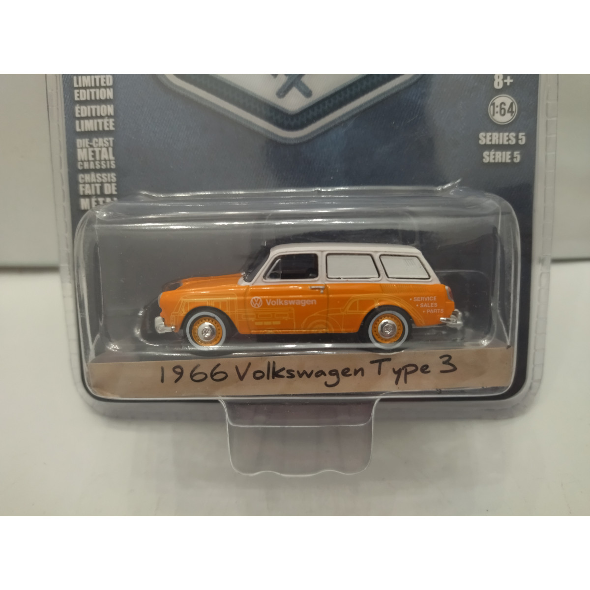 VOLKSWAGEN TYP 3 1500/1600 1966 SQUAREBACK SERVICE VW 1:64 GREENLIGHT ...
