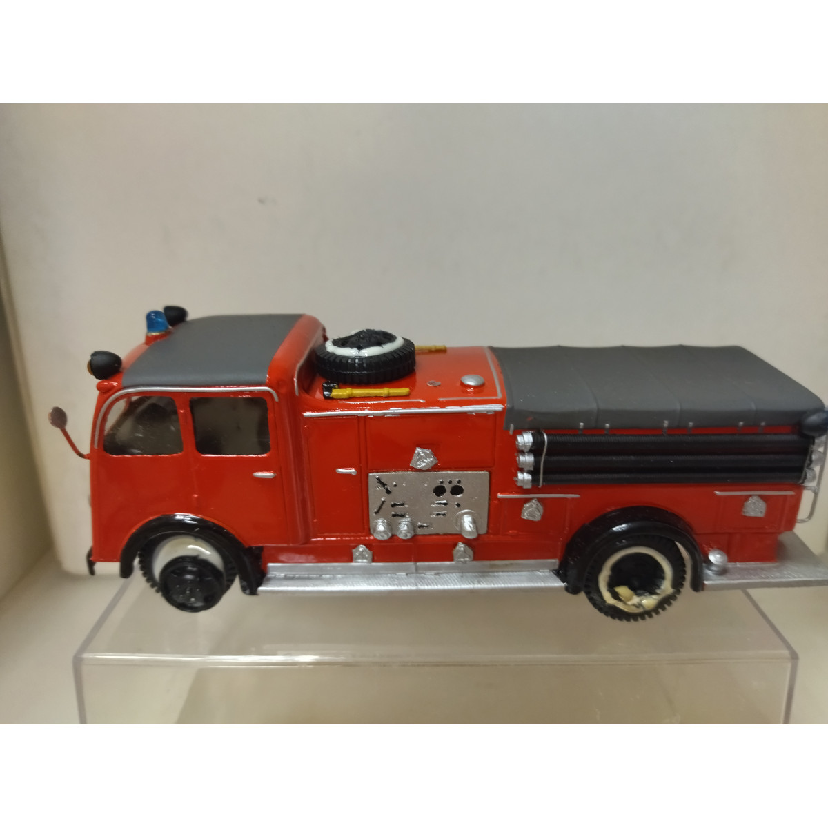 FORD TENDER KOLN FIRE/POMPIERS/BOMBEROS 1:43 RESINA/DESGUACE/SCRAPPING ...