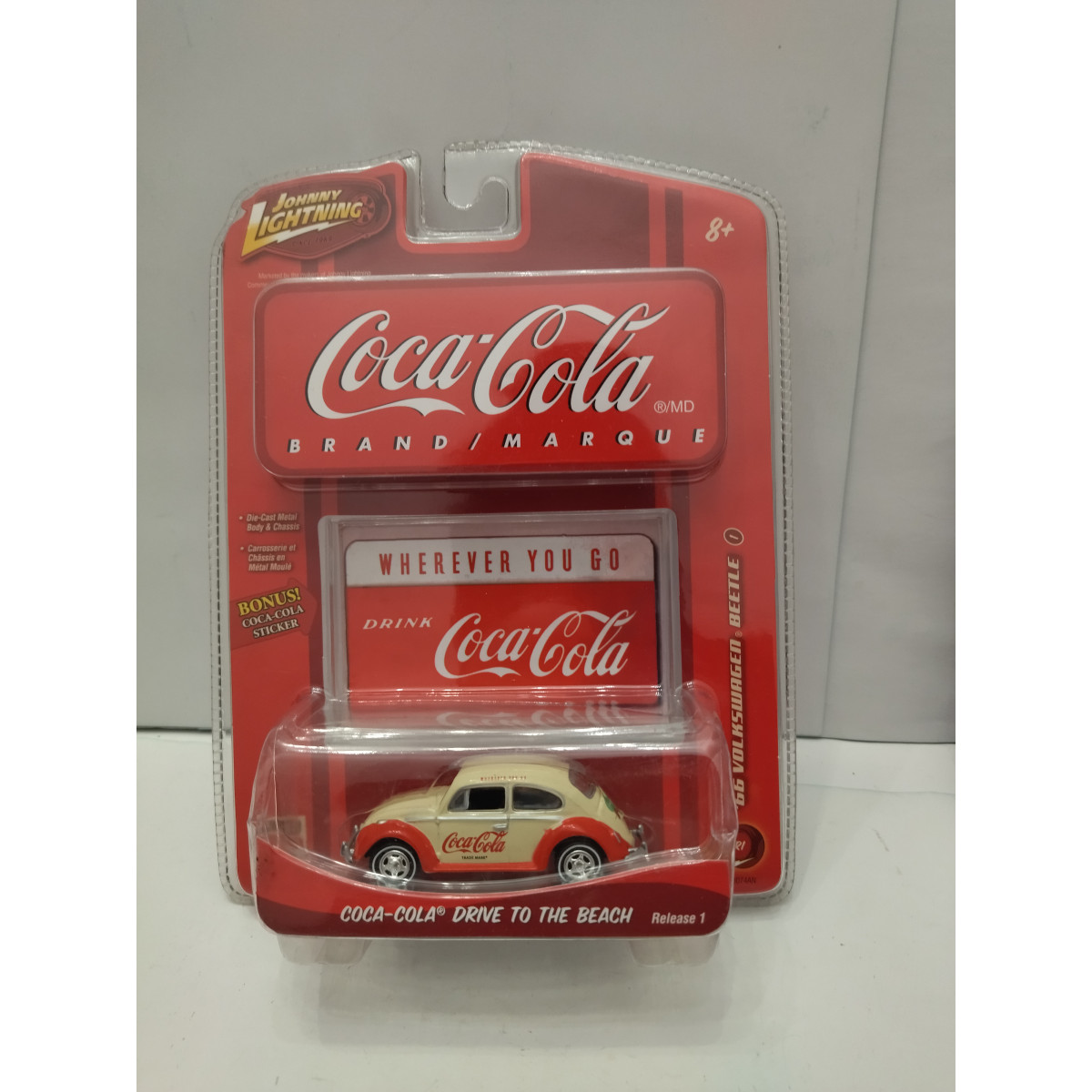 VOLKSWAGEN BEETLE 1966 COCA-COLA DRIVE TO BEACH 1:64 JOHNNY LIGHTNING ...