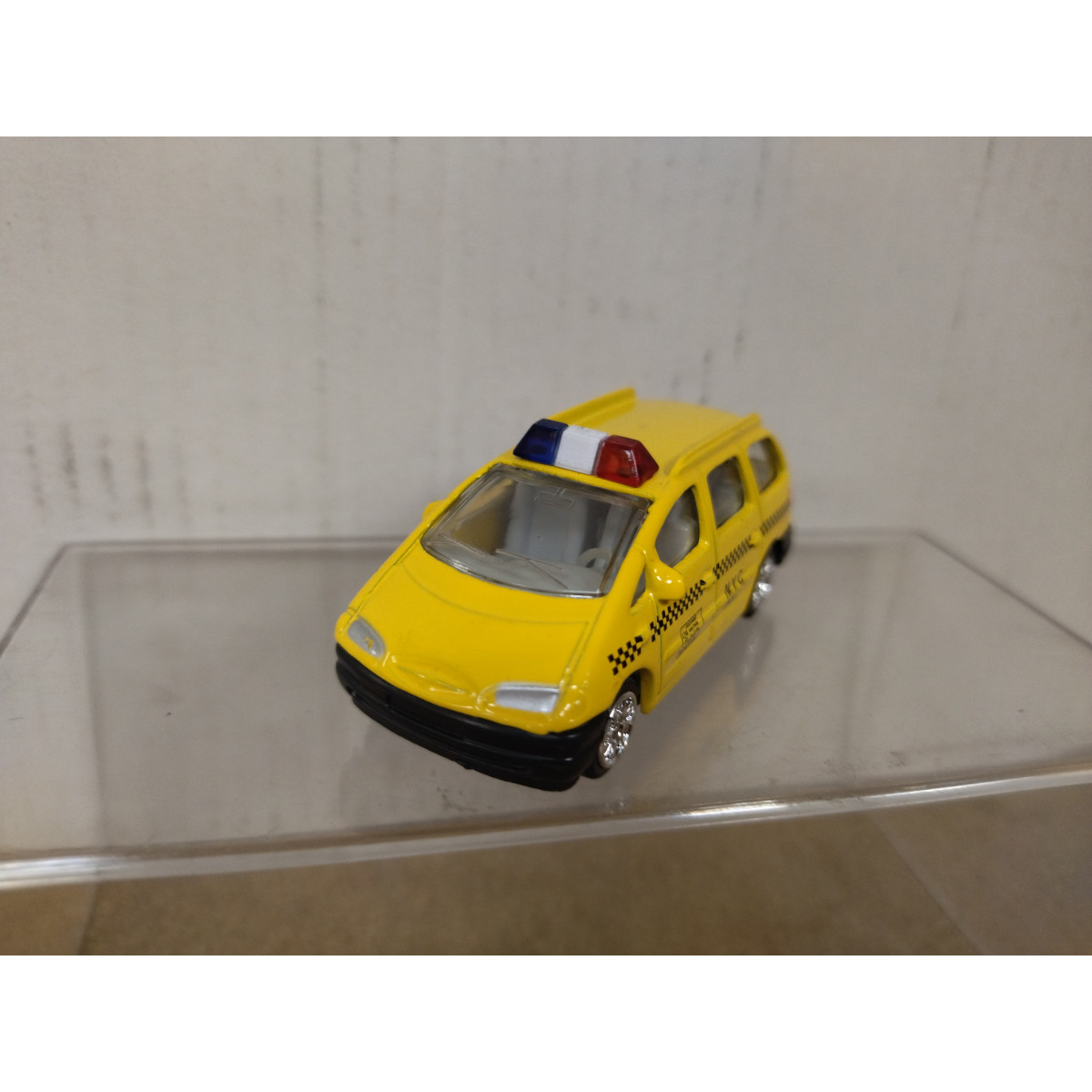 FORD GALAXY 1996 TAXI NEW YORK CITY apx 1:64 GOLDEN WHEEL NO BOX - BCN ...