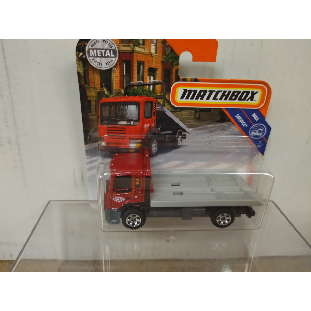 TRUCK/CAMION TOWING FLATBED KING 1:64 MATCHBOX - BCN STOCK CARS
