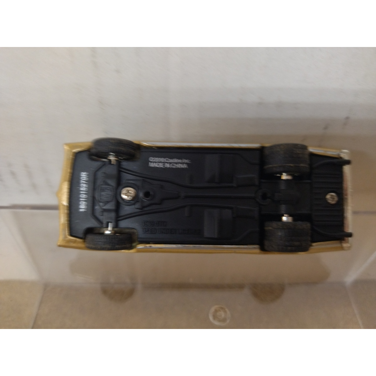 PONTIAC GTO 1969 HARDTOP GOLD METALLIC 1:64 M2 MACHINES NO BOX - BCN ...