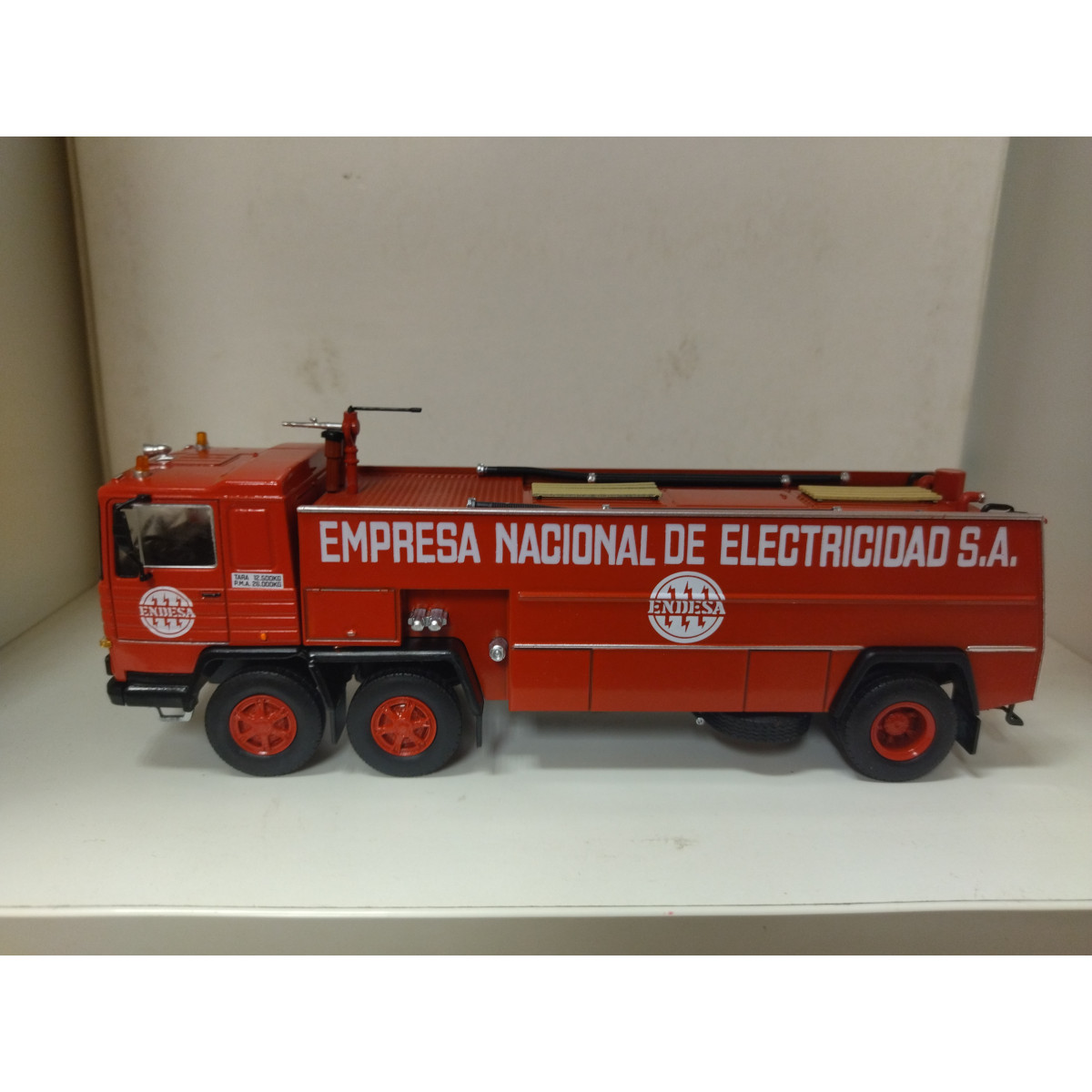PEGASO 1183/70 1980 ENDESA FIRE/POMPIERS/BOMBEROS 1:43 SALVAT IXO ...