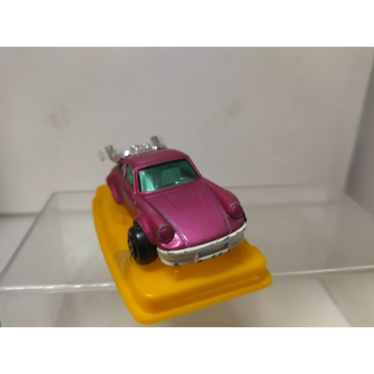 PORSCHE 911 TURBO PURPLE 1:64 GUISVAL DEFECTUOSO V FOTOS - BCN STOCK CARS