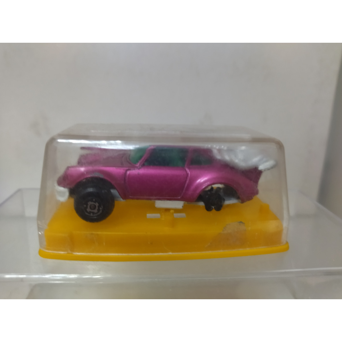 PORSCHE 911 TURBO PURPLE 1:64 GUISVAL DEFECTUOSO V FOTOS - BCN STOCK CARS