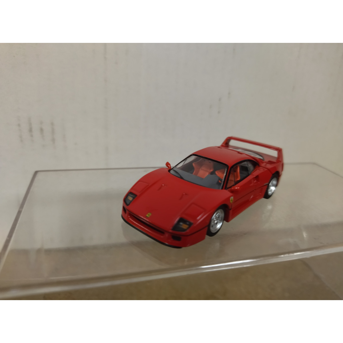 FERRARI F40 RED 1:64 TOMICA LIMITED VINTAGE NEO - BCN STOCK CARS