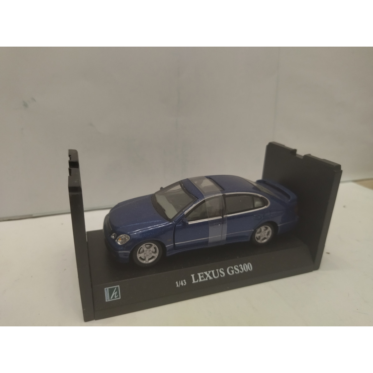 LEXUS GS300 BLUE 1:43 CARARAMA - BCN STOCK CARS