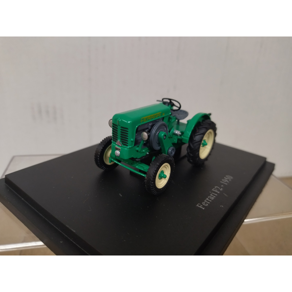 FERRARI F2 1950 TRACTOR FARM 1:43 HACHETTE UH - BCN STOCK CARS