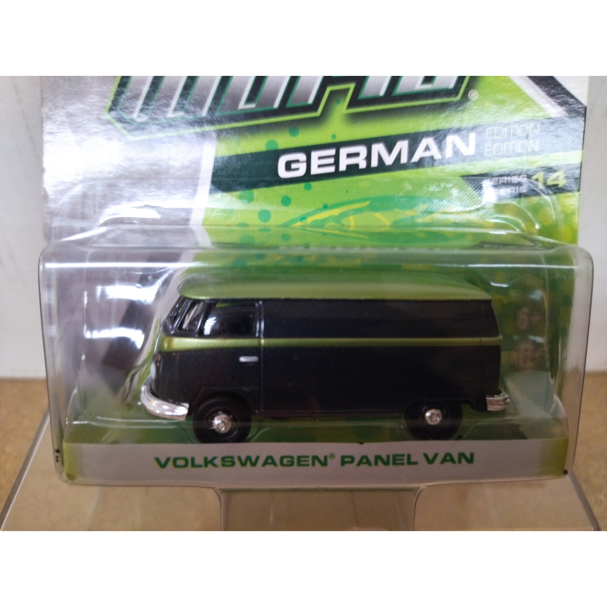 VOLKSWAGEN T1 PANEL VAN GERMAN S14 MOTOR WORLD 1:64 GREENLIGHT - BCN ...