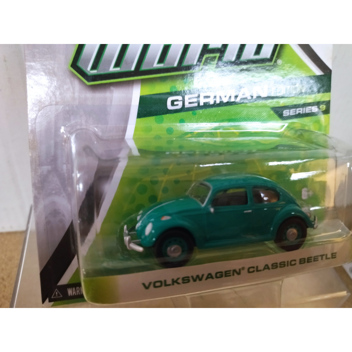 VOLKSWAGEN CLASSIC BEETLE GREEN S9 GERMAN EDITION MOTOR WORLD 1:64 ...