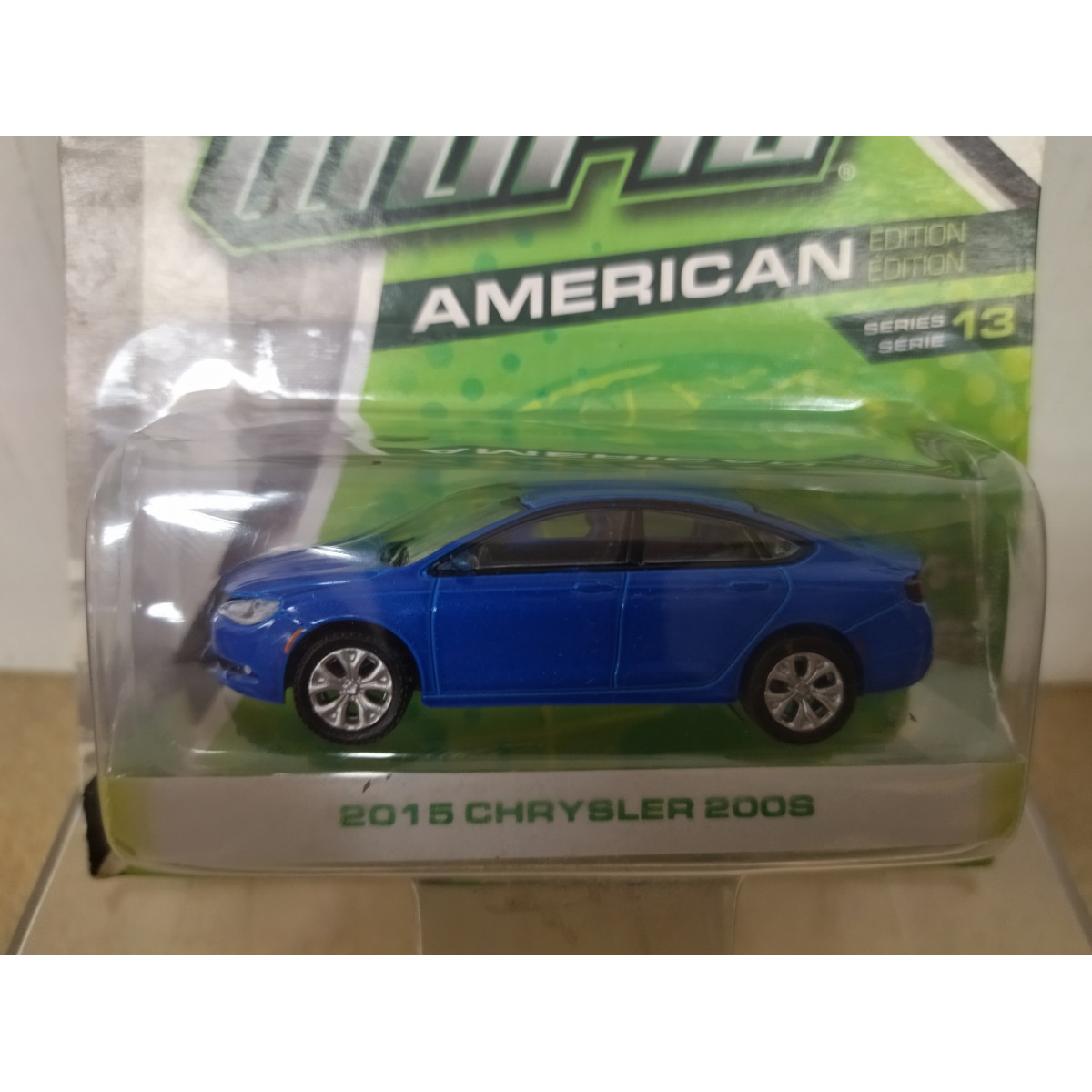 CHRYSLER 200S 2015 BLUE S13 AMERICAN MOTOR WORLD 1:64 GREENLIGHT - BCN ...
