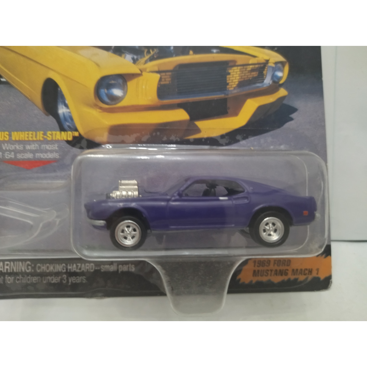 FORD MUSTANG MACH 1 STREET FREAKS 1:64 JOHNNY LIGHTNING - BCN STOCK CARS