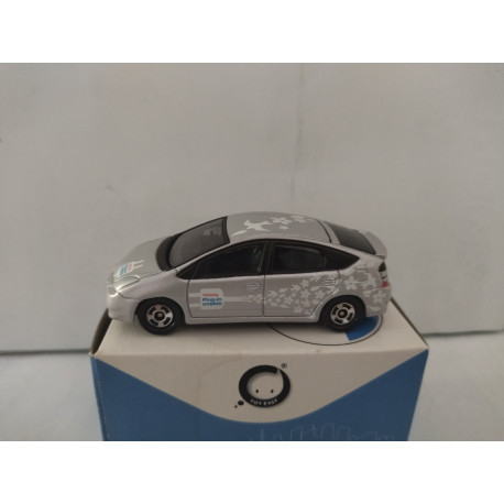 TOYOTA PRIUS PLUG-IN HYBRID 1:60/apx 1:64 TOMICA 106 TOY EAST - BCN ...