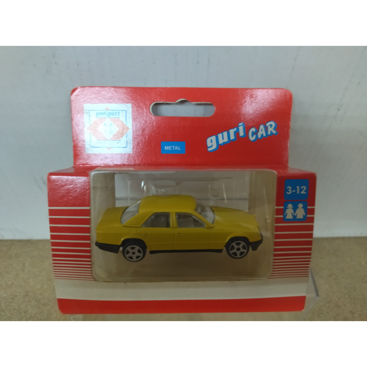 MERCEDES-BENZ W124 200 YELLOW 1:62/apx 1:64 POLIGURI - BCN STOCK CARS