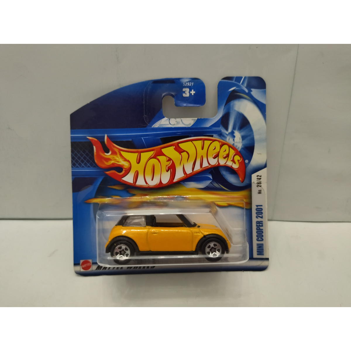MINI COOPER 2001 YELLOW & WHITE 1:64 HOT WHEELS - BCN STOCK CARS
