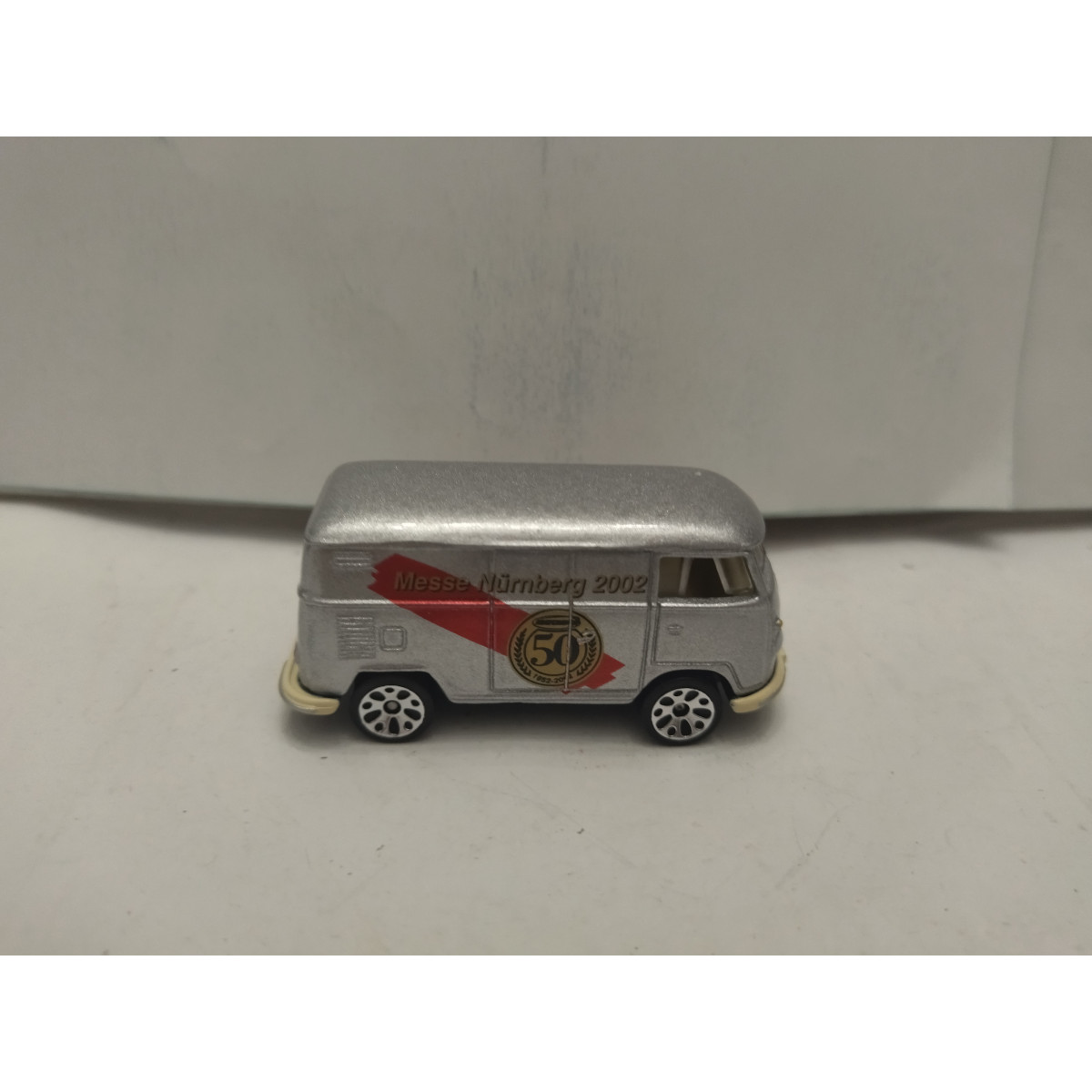 VOLKSWAGEN T1 TRANSPORTER PANEL VAN MESSE NURBERG 2002 1:64 MATCHBOX ...