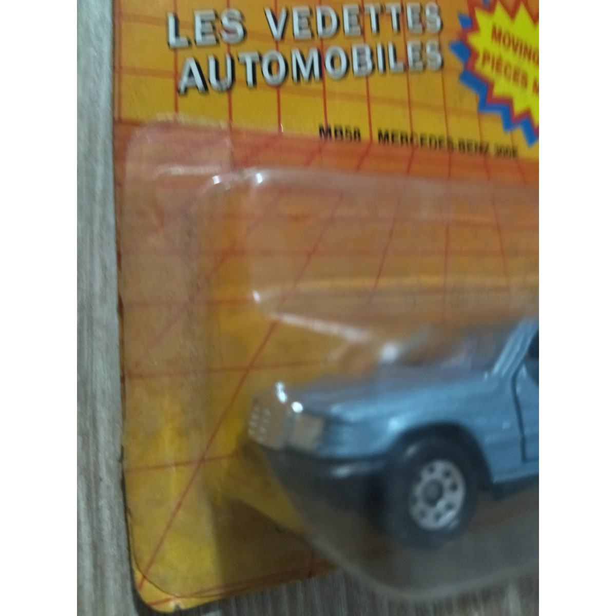MERCEDES-BENZ W124 300E BLUE LIGHT MB58 1:61/apx 1:64 MATCHBOX W/BOX ...