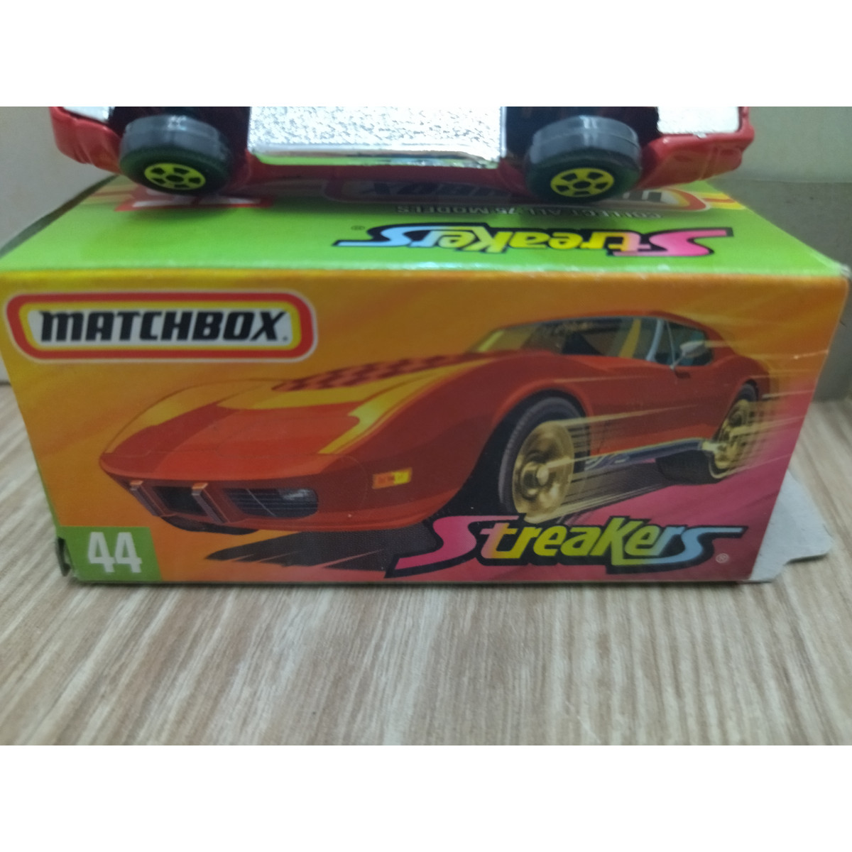 CHEVROLET CORVETTE C3 STREAKERS 44 1:64 MATCHBOX W/BOX - BCN STOCK CARS