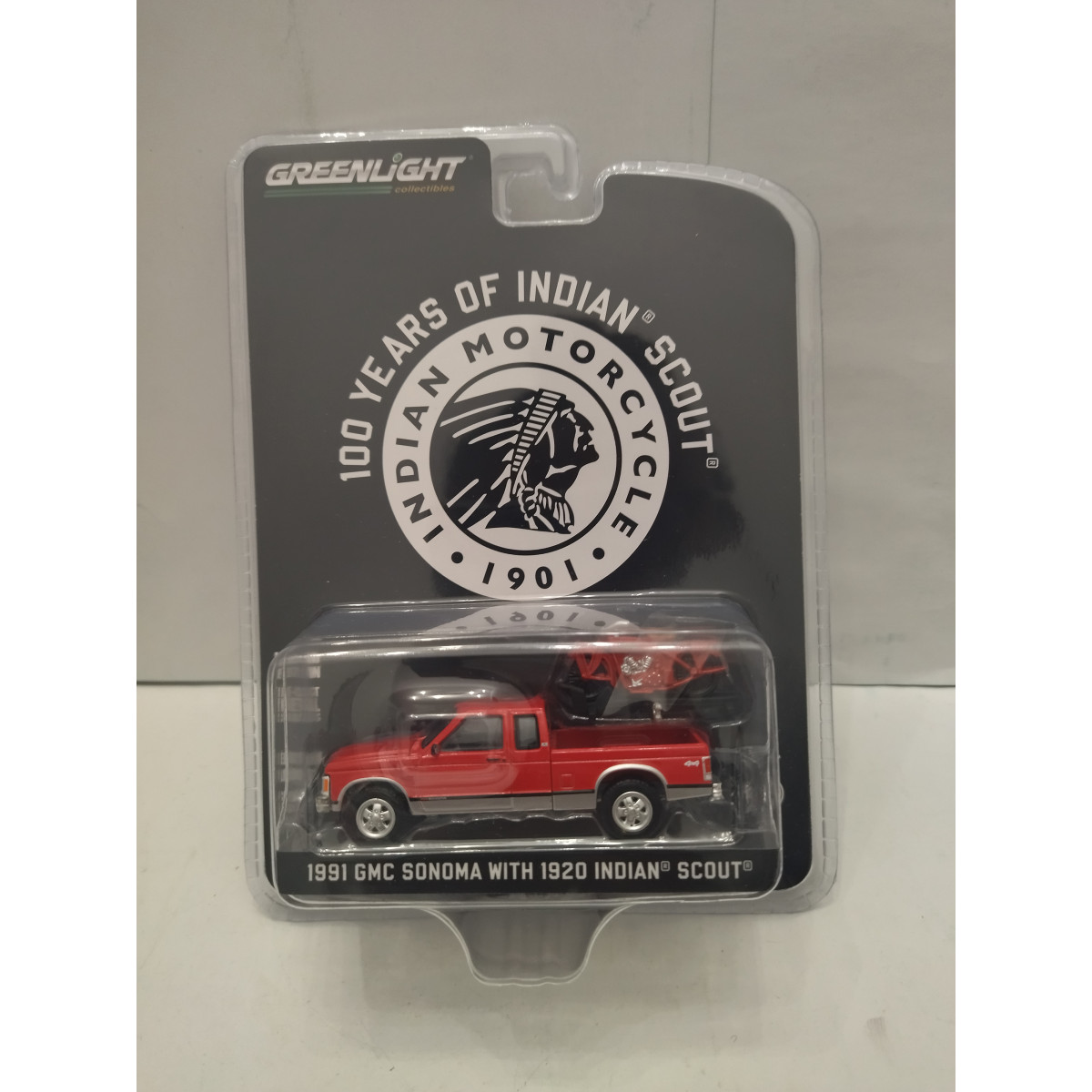 GMC SONOMA 1991 W/INDIAN SCOUT 1920 100 YEARS INDIAN SCOUT 1:64 ...