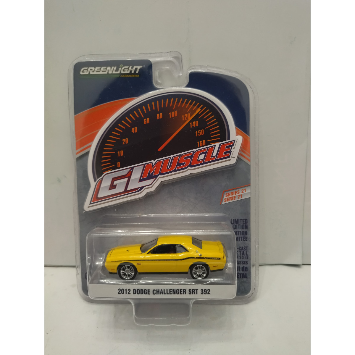 DODGE CHALLENGER 2012 SRT 392 YELLOW GL MUSCLE 1:64 GREENLIGHT - BCN ...