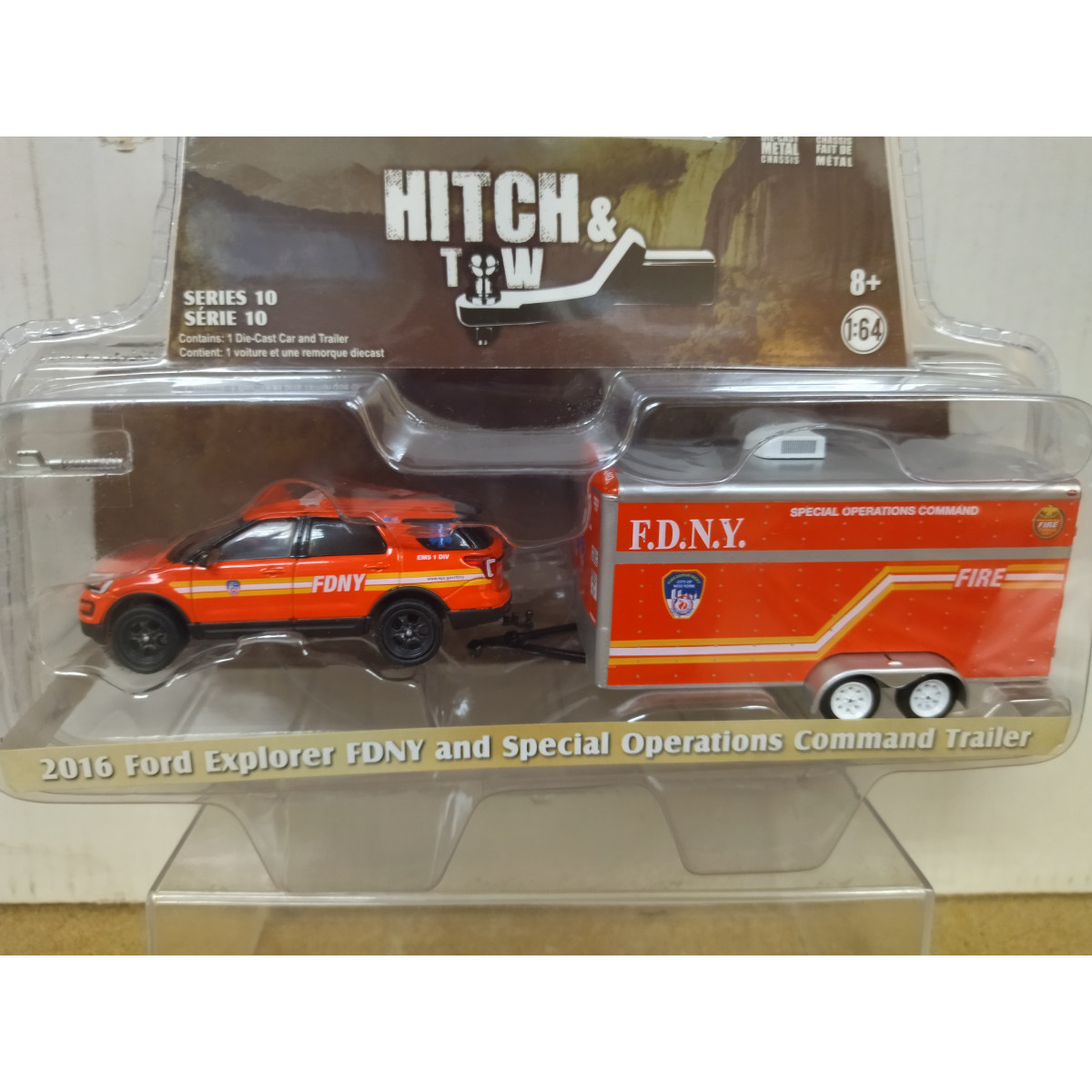 FORD EXPLORER 2016 FIRE NEW YORK + COMMAND TRAILER HITCH & TOW 1:64 ...