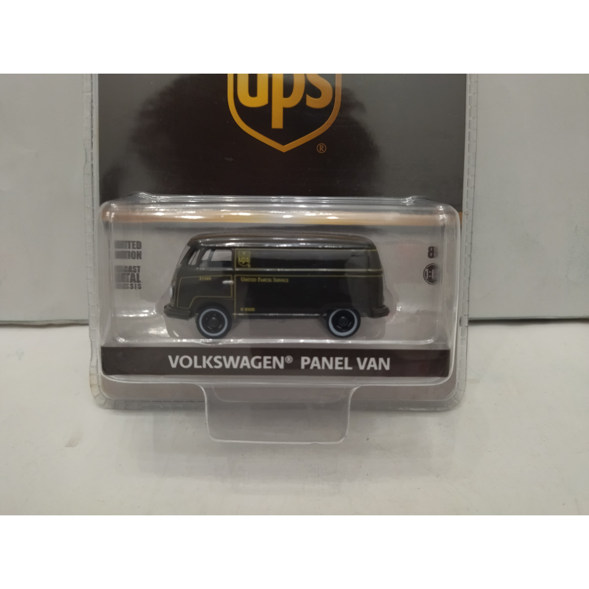 VOLKSWAGEN T1 PANEL VAN UPS 1:64 GREENLIGHT - BCN STOCK CARS
