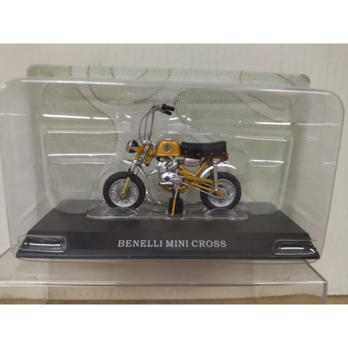 BENELLI MINI CROSS MOTORINI MOTO/BIKE 1:18 CENTAURIA - BCN STOCK CARS