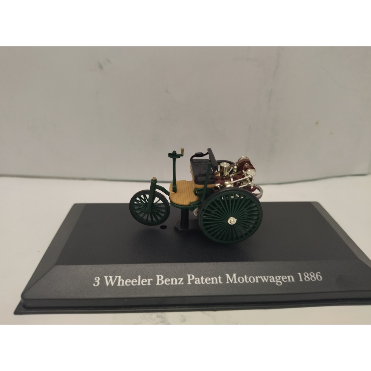 BENZ PATENT MOTORWAGEN 1886 3 WHEELER GREEN 1:43 ALTAYA IXO - BCN STOCK ...