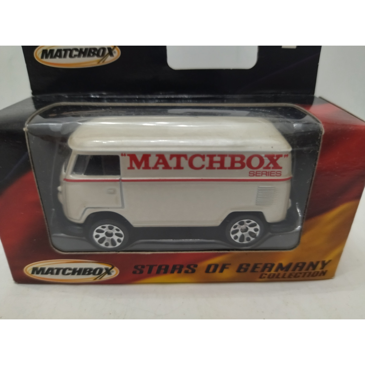 VOLKSWAGEN T1 TRANSPORTER STARS OF GERMANY 1:64 MATCHBOX BOX USADA/V ...