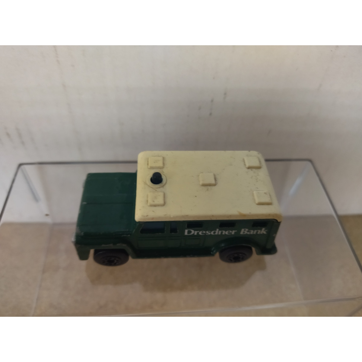 ARMORED BANK TRUCK DRESDEN SUPERFAST 69 1:89 /apx 1:64 MATCHBOX NO BOX ...