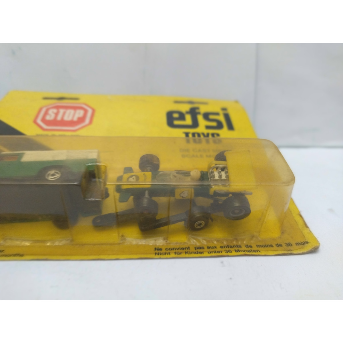 LAND ROVER 109 PICKUP + TRAILER + FORMULA F1 1:63/ apx 1:64 EFSI ...