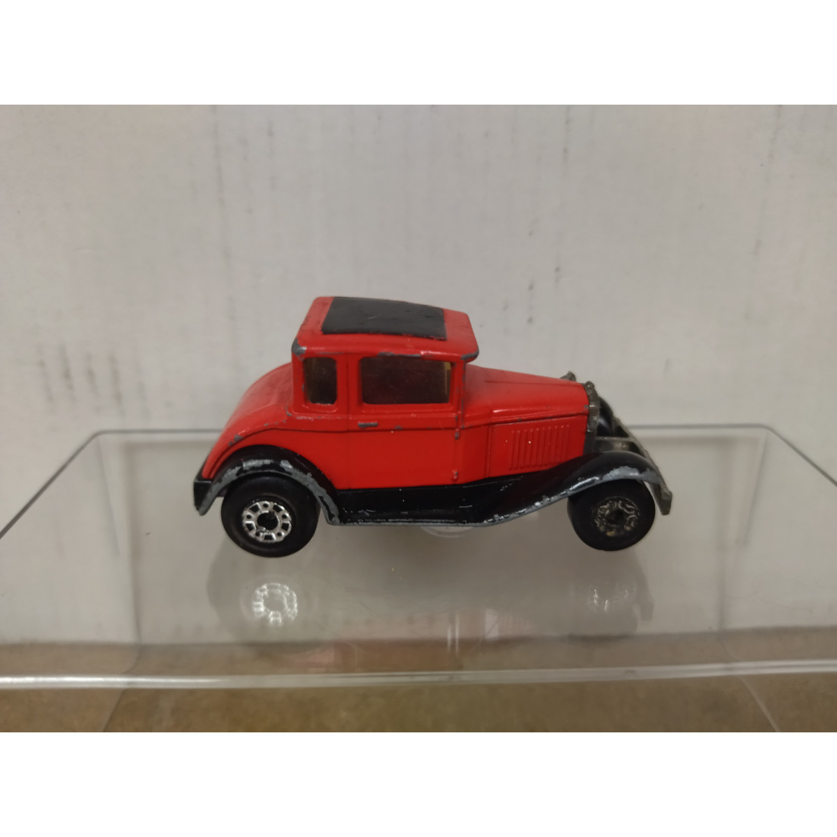 FORD MODEL A RED/BLACK SUPERFAST MB73 1:52/ apx 1:64 MATCHBOX NO BOX ...