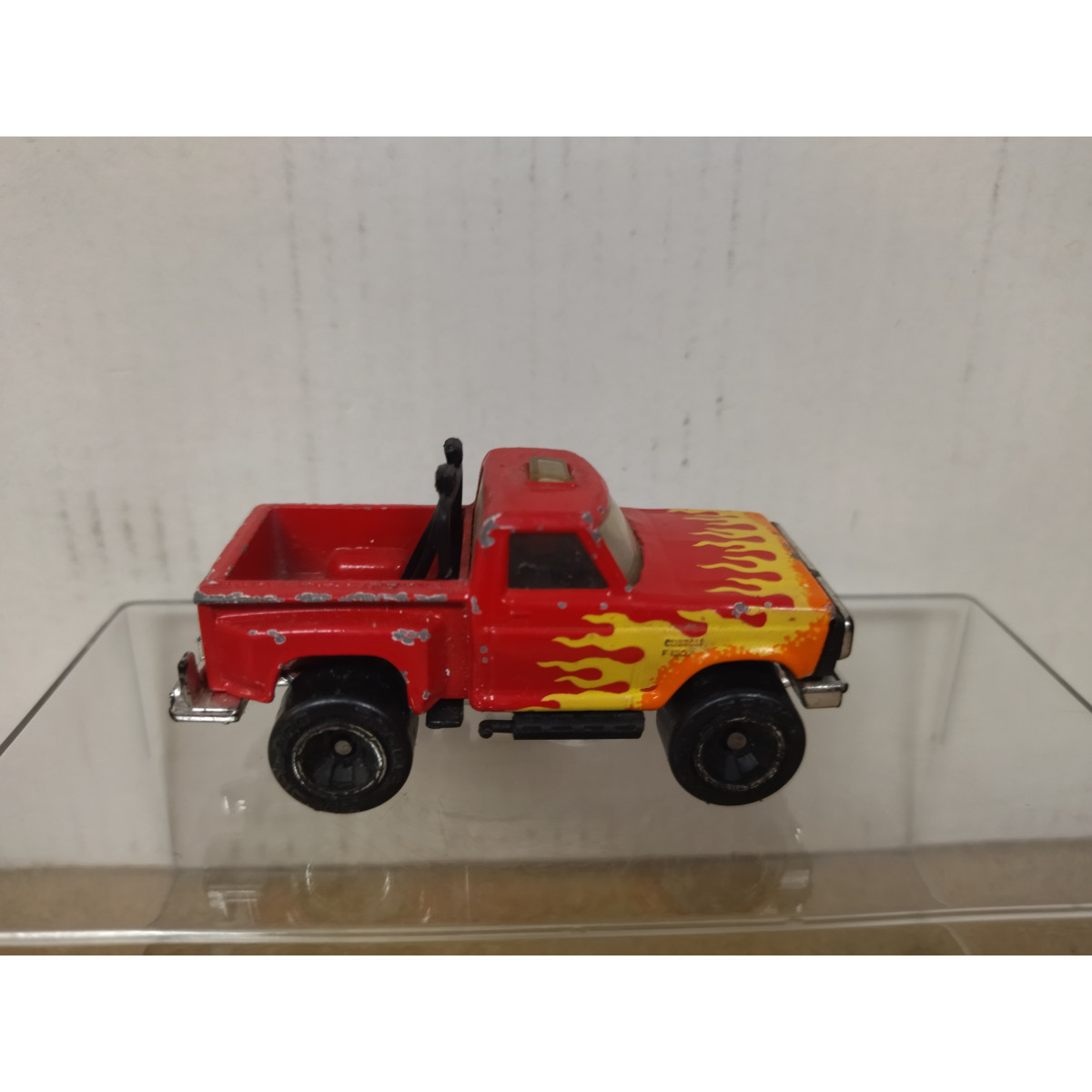 FORD F-150 FLARESIDE PICKUP 4X4 FLAMES MB55 1:76/apx 1:64 MATCHBOX NO ...