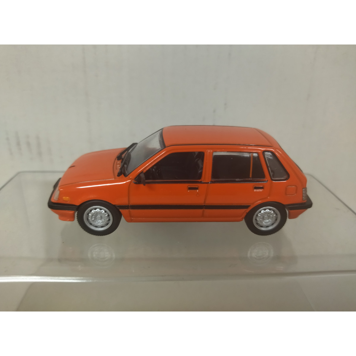 CHEVROLET SPRINT 1985 4P RED (SUZUKI SWIFT) CARROS COLOMBIA 1:43 LUPPA ...