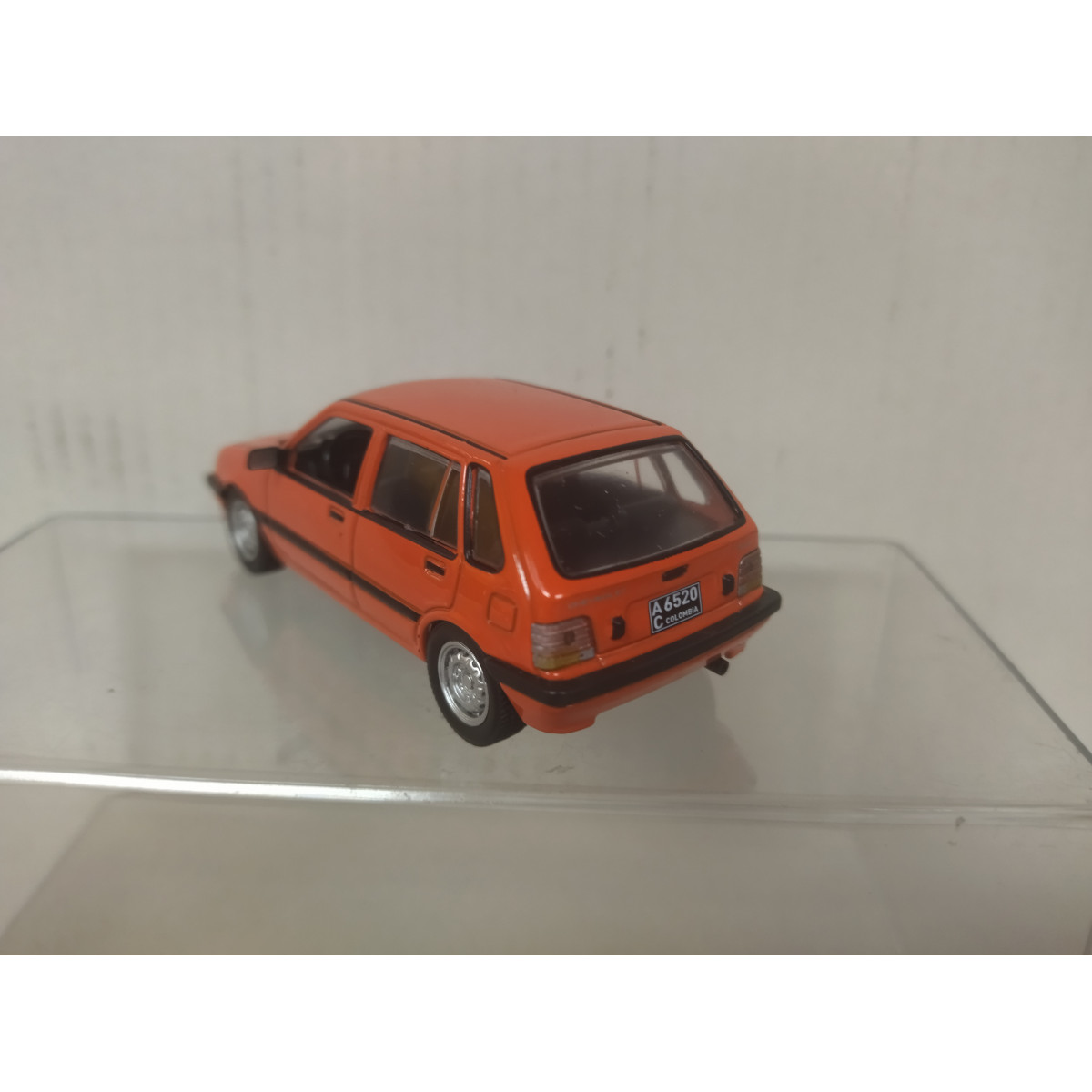 CHEVROLET SPRINT 1985 4P RED (SUZUKI SWIFT) CARROS COLOMBIA 1:43 LUPPA ...