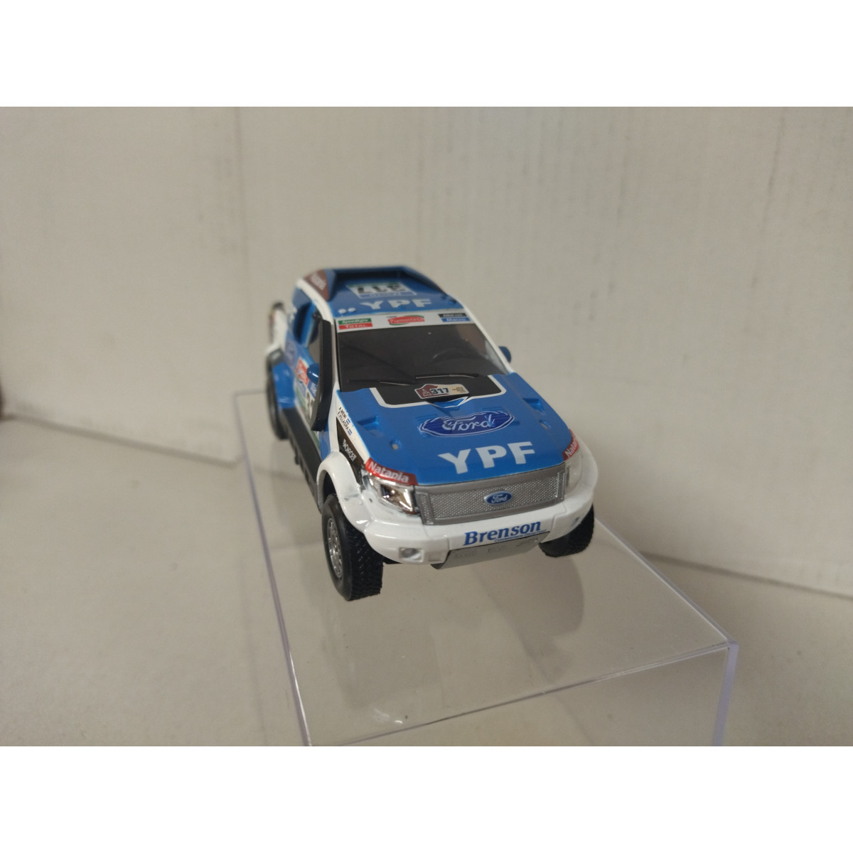 FORD RANGER RALLY RAID PARIS-DAKAR 2015 1:43 LUPA IXO - BCN STOCK CARS