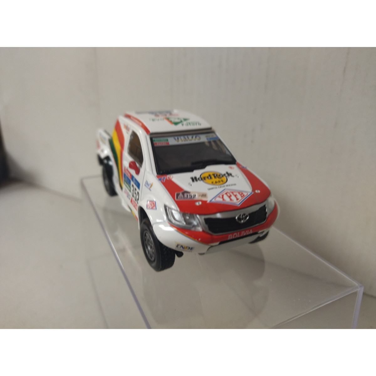 TOYOTA HILUX 2015 n352 RALLY RAID PARIS-DAKAR M.BULACIA 1:43 LUPA IXO ...