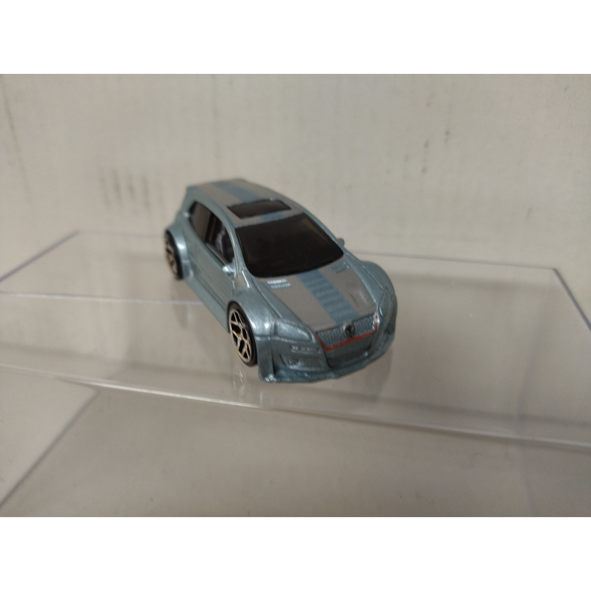 VOLKSWAGEN GOLF 5 GTI (VR 2006) LIGHT BLUE apx 1:64 MATCHBOX NO BOX ...